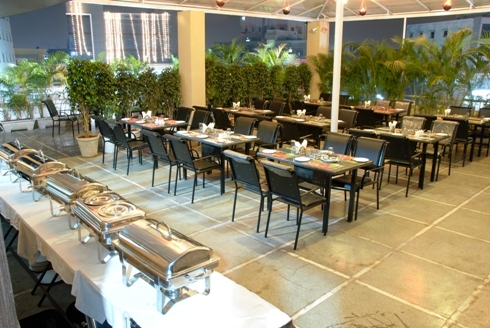 Stashdeal - Banjara Hills: Unlimited Barbeque Dinner Buffet & Flat 10% ...