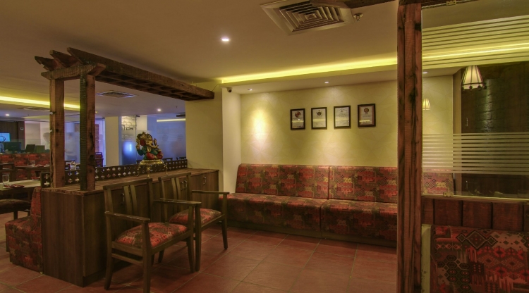 Stashdeal - Madhapur: Unlimited Lunch Buffet with Dessert at Moti Mahal ...
