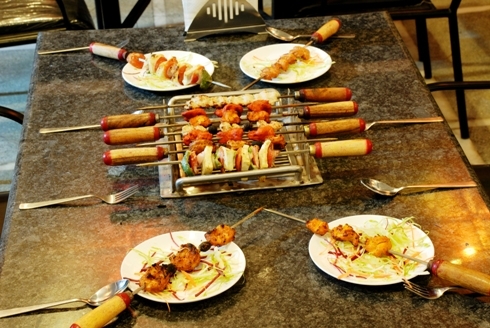 Stashdeal - Banjara Hills: Unlimited Barbeque Dinner Buffet & Flat 10% ...