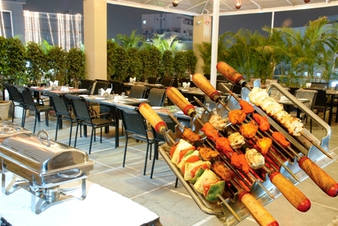 Stashdeal - Banjara Hills: Unlimited Barbeque Dinner Buffet & Flat 10% ...