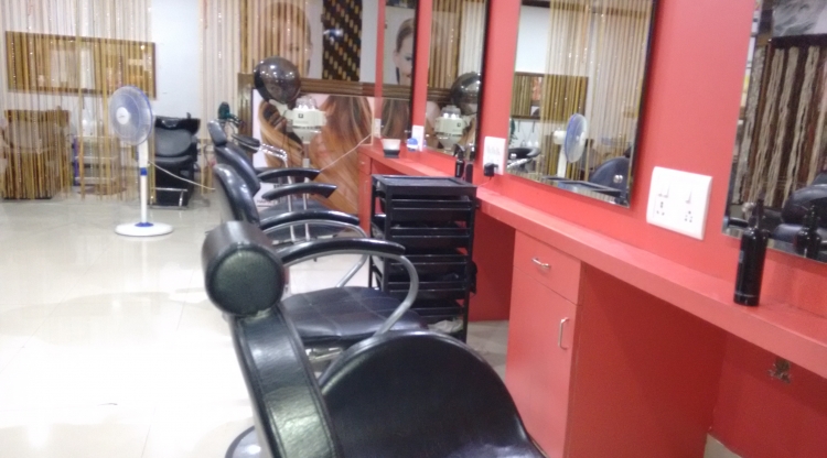 Stashdeal - Basheerbagh: Complete Beauty & Salon Services at Hair Castle.